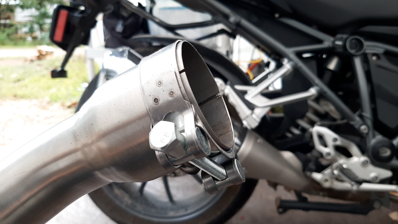 Max Torque Cans: Best Carbon Fiber Motorcycle Exhaust Slip On