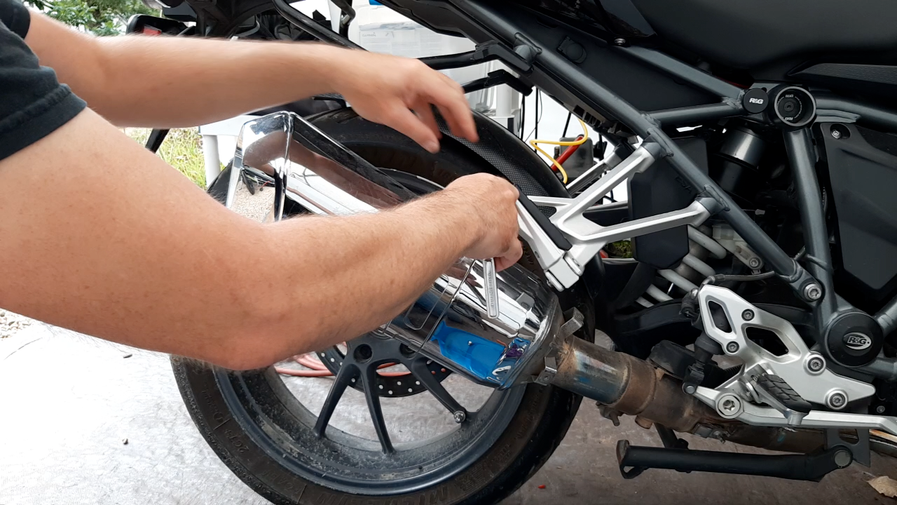 Max Torque Cans: Best Carbon Fiber Motorcycle Exhaust Slip On