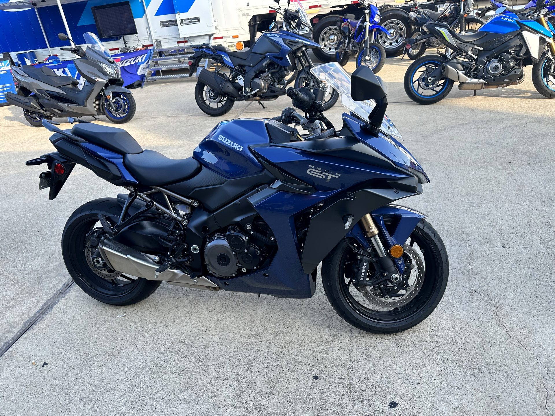 Suzuki Ride: A Houston, Texas Motorcycle Demo Experience